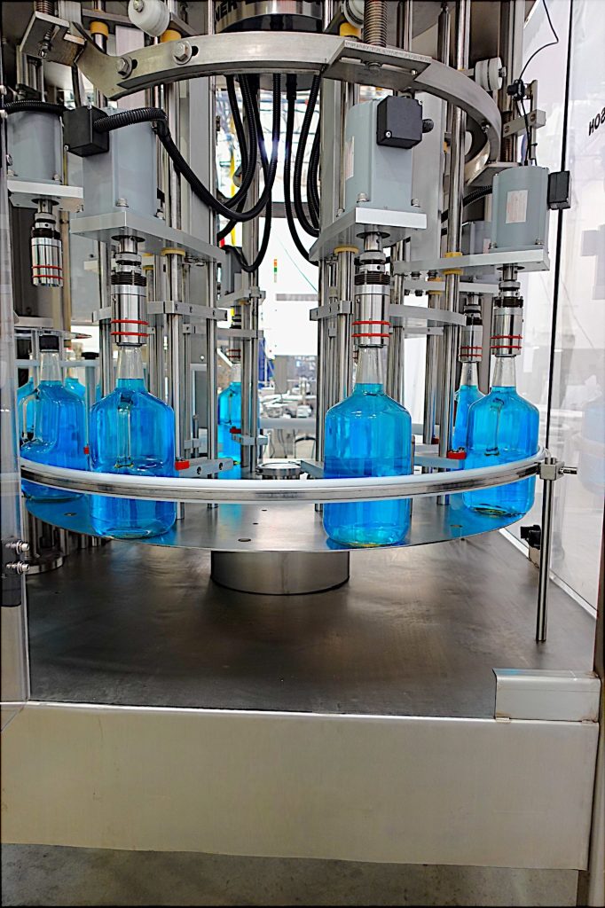 RC Series | Chuck | Rotary | Cappers | Accutek