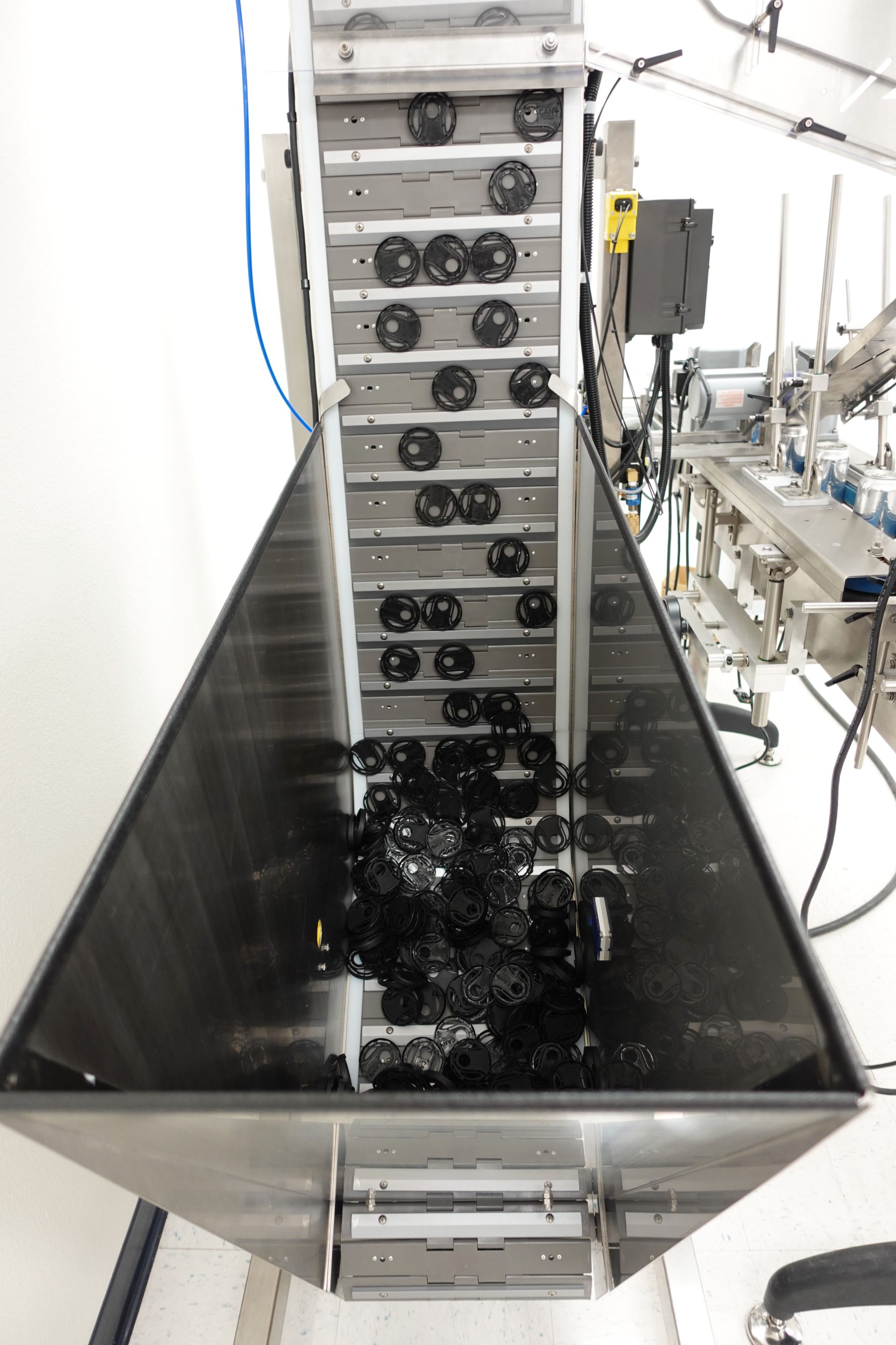 Indexed Stomp Capper - Accutek Packaging Machine & Equipment