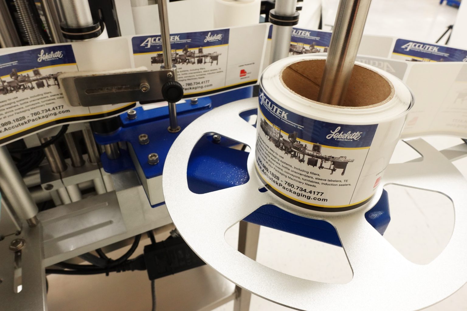 Labelette SPS-104 with Thermal Printer - Accutek Packaging Equipment