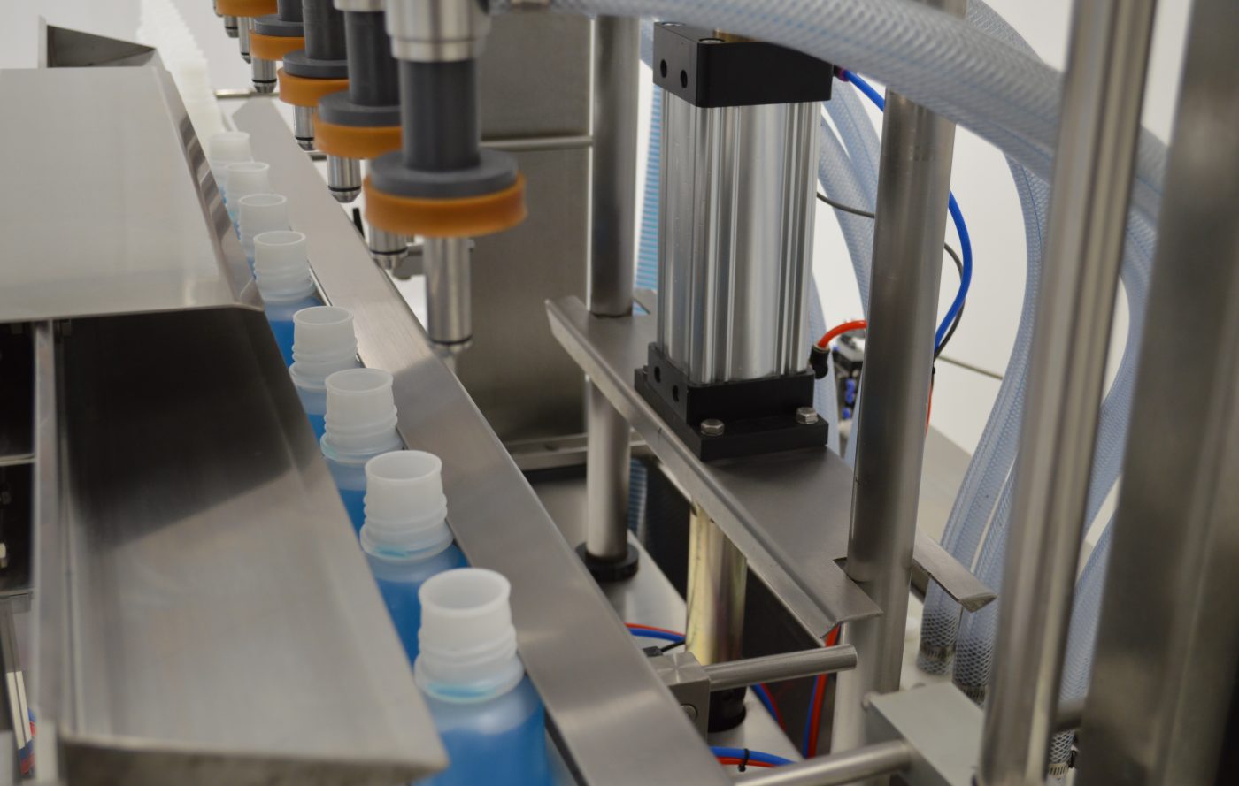 7 Factors Affecting Liquid Filling Machine Cost